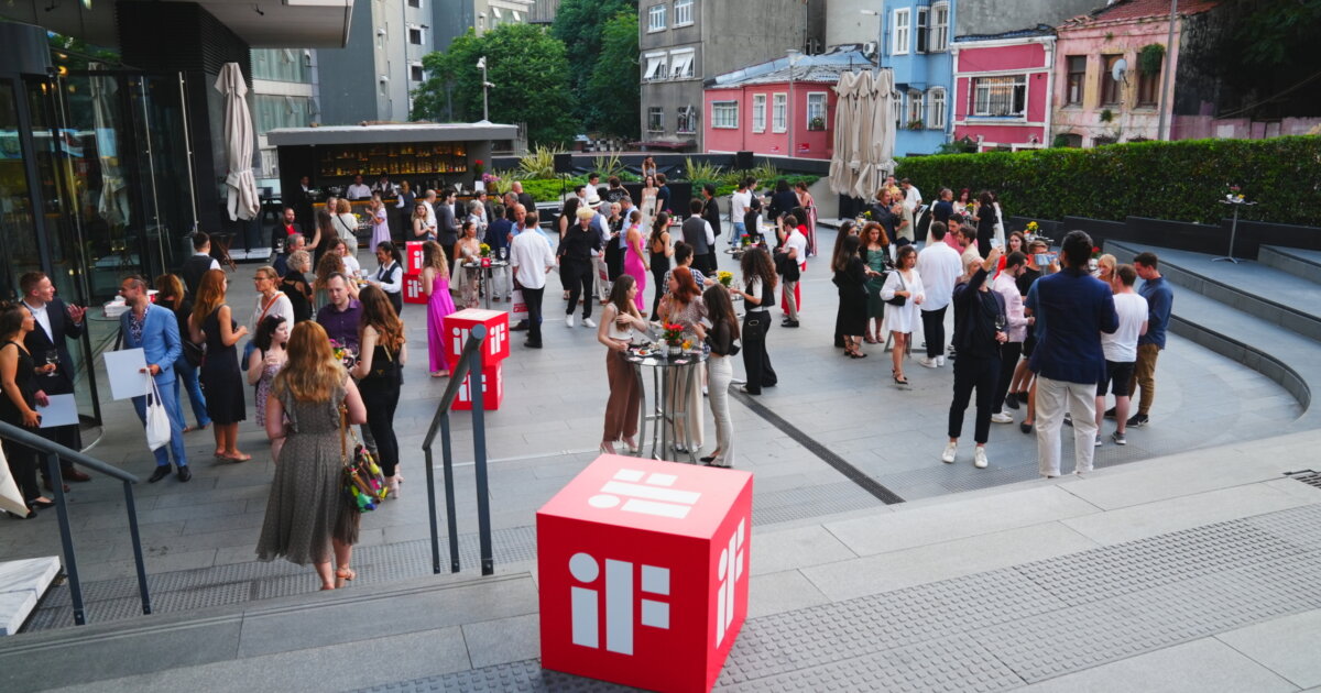 iF Design Student Award an HfG-Projekt „POWERbänk – EV Charging Service ...