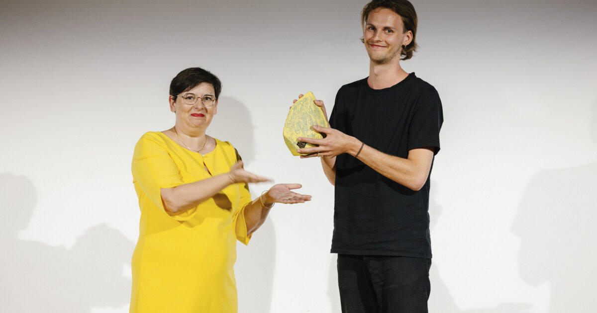 HfG-Abschlussarbeit „K-WIR“ mit iphiGenia Gender Design Award und iF ...